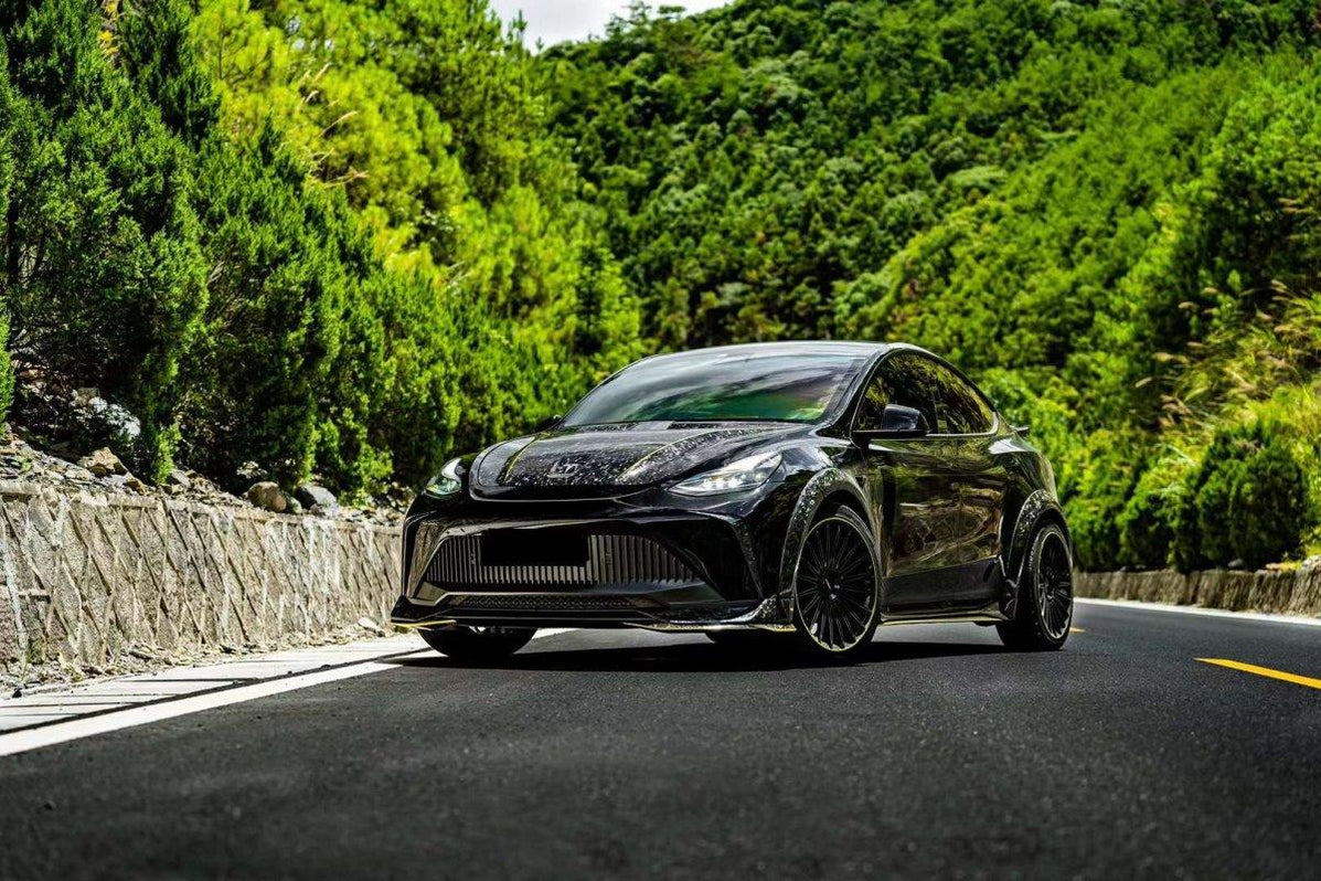 "STARSHIP" Full Body Kit For Tesla Model Y / Performance | EV Bandit