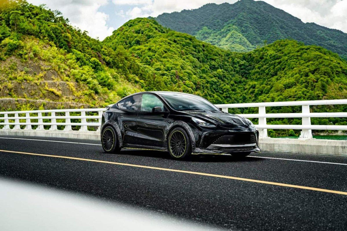 "STARSHIP" Full Body Kit For Tesla Model Y / Performance | EV Bandit