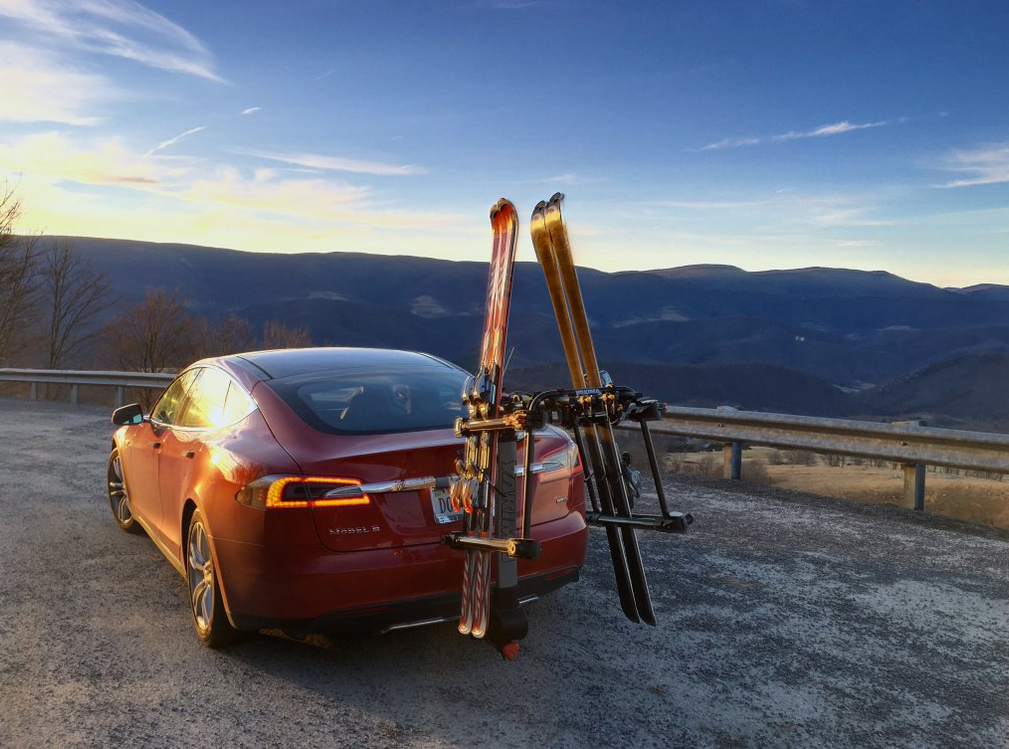 TESLA Tow Hitch for Models Y, 3 and S (STEALTH | INVISIBLE EcoHitch ...