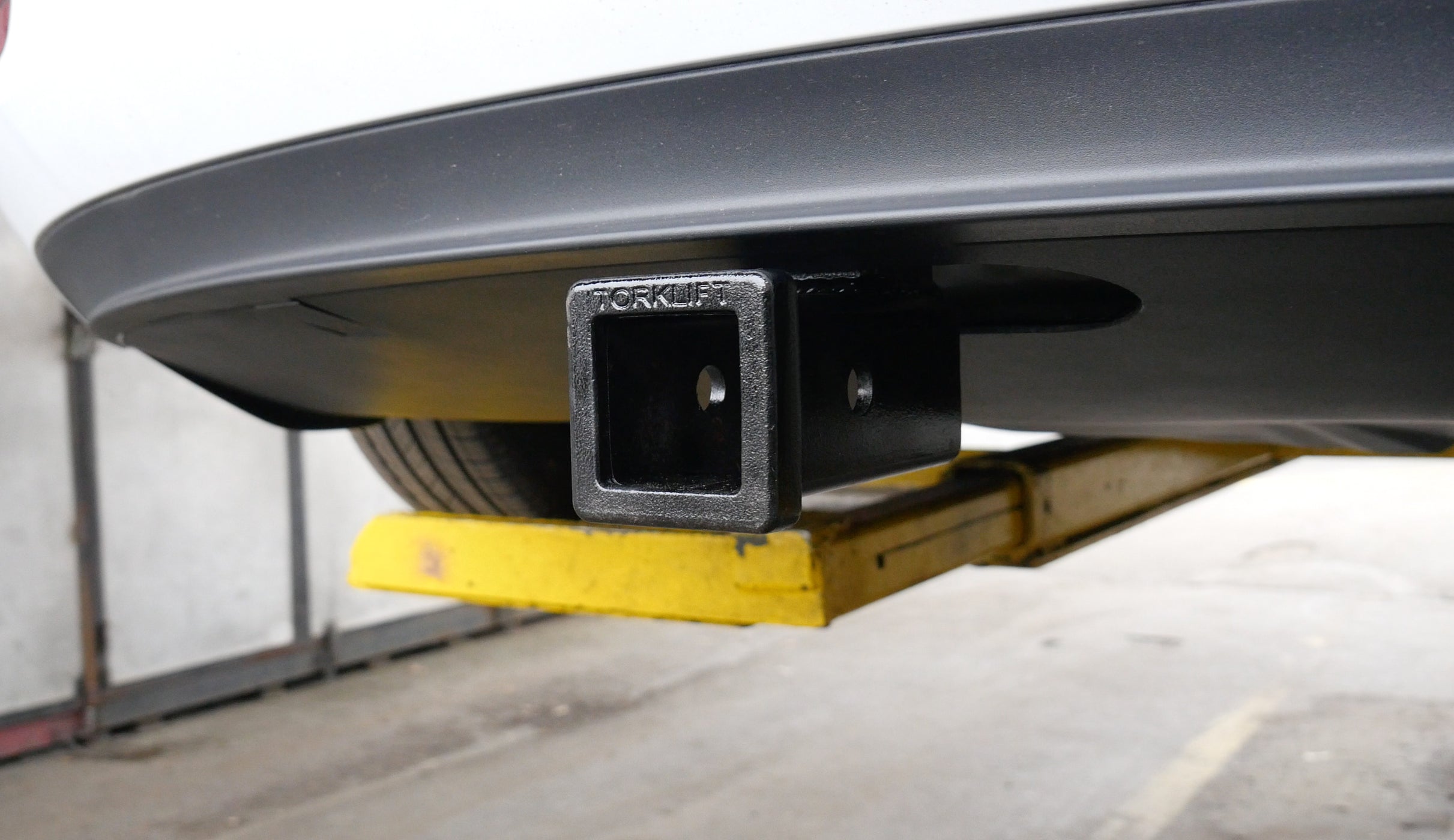 TESLA Tow Hitch for Models Y, 3 and S (STEALTH | INVISIBLE EcoHitch ...