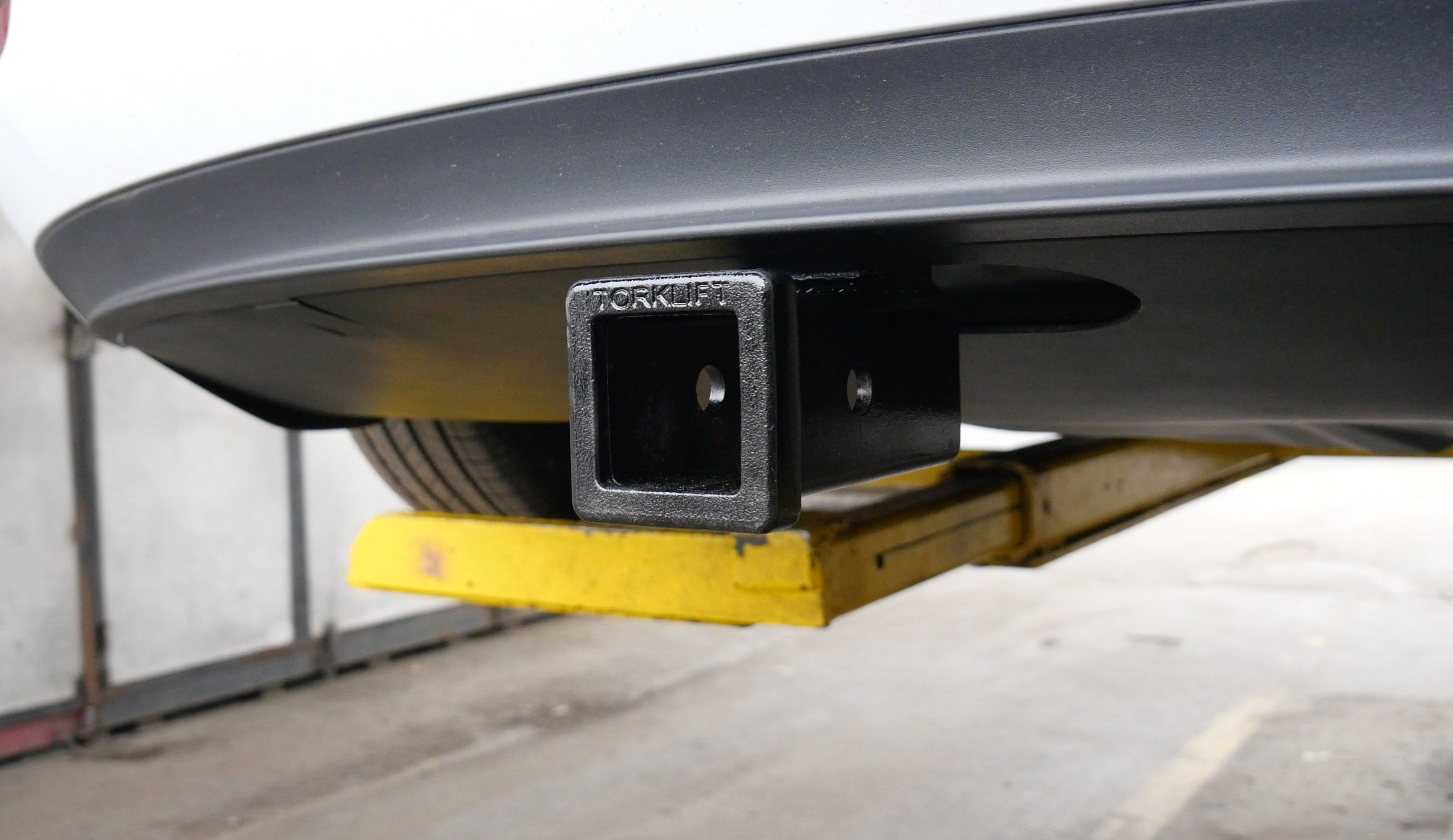 TESLA Tow Hitch for Models Y, 3 and S (STEALTH | INVISIBLE EcoHitch ...
